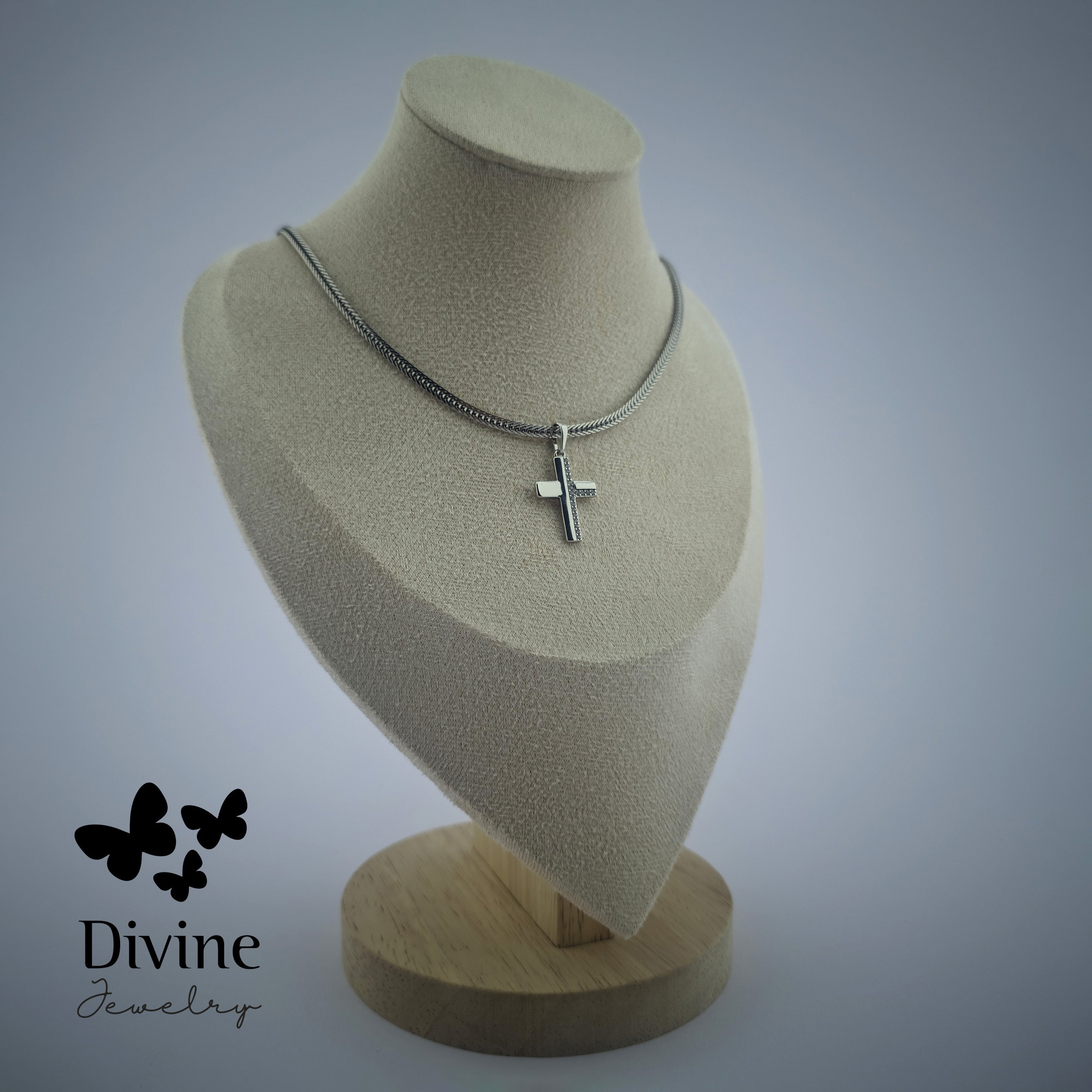 Divine Ланче “The Classic Elegance” – GoShopping.com.mk